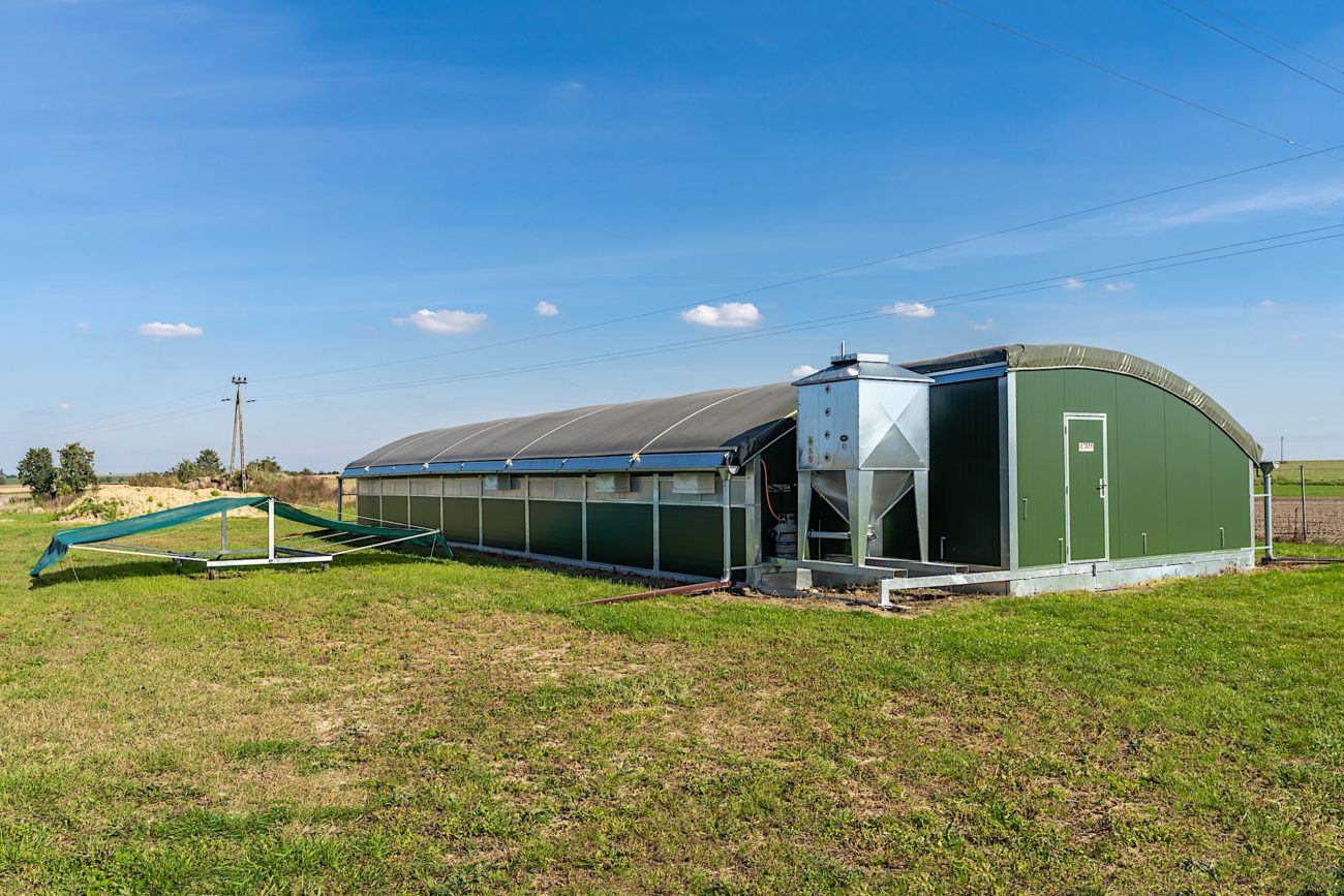 About us - Mobile Poultry Houses by Tefa